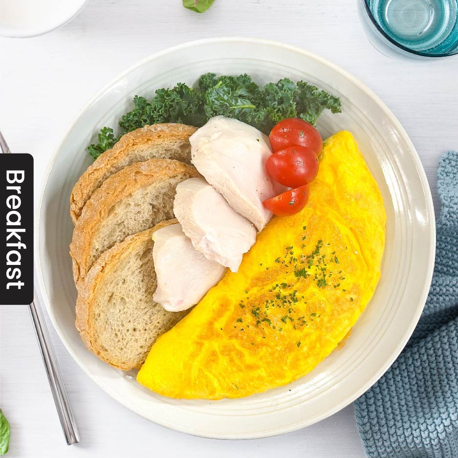 Lean Chicken Breast Omelette w/ Rye Bread (Mon) – FITTERY HK